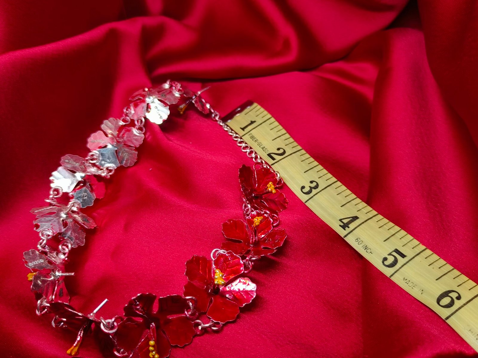 Red Meena Joba / 1inch Hibiscus Flower Garland (Mala) For Idol