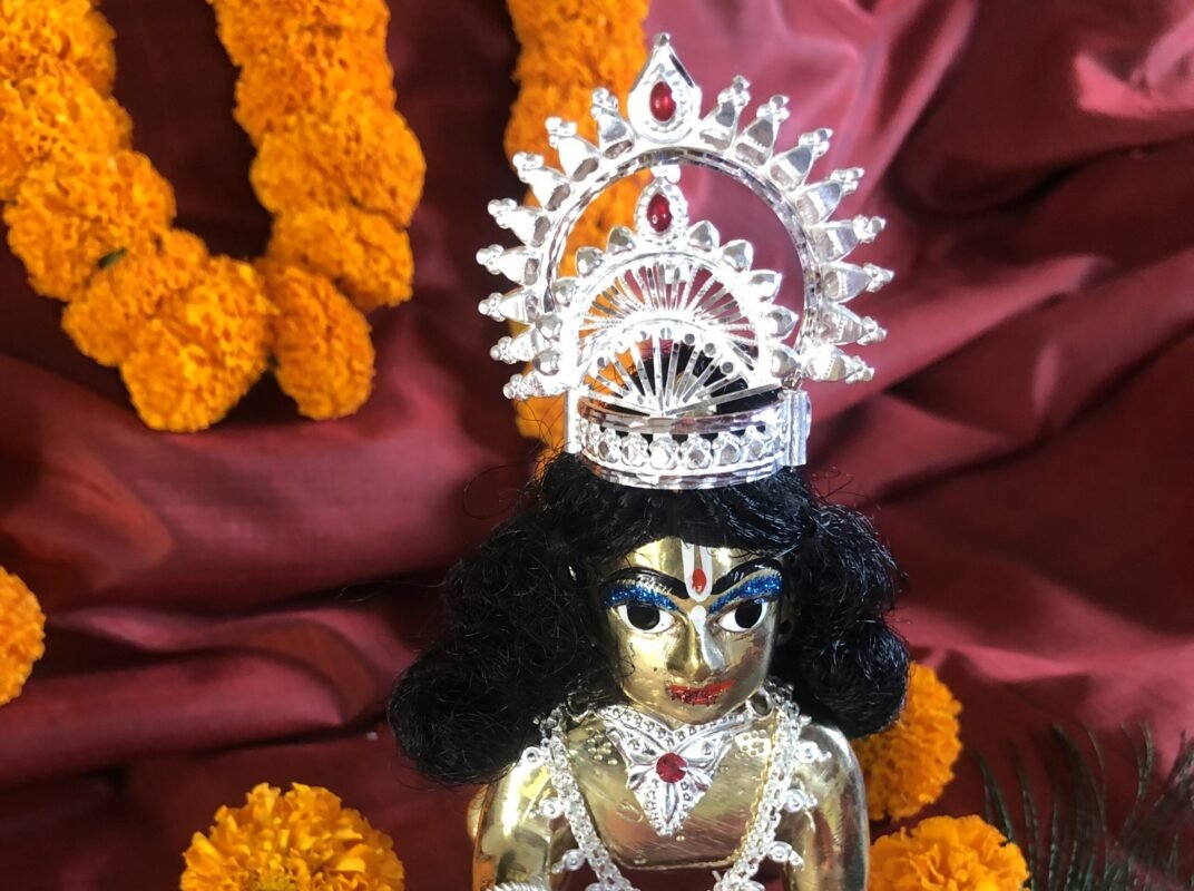 Gahenaz Silver Raj Mukut For Krishna/ Bal Gopal /Deity Crown - Gahenaz ...