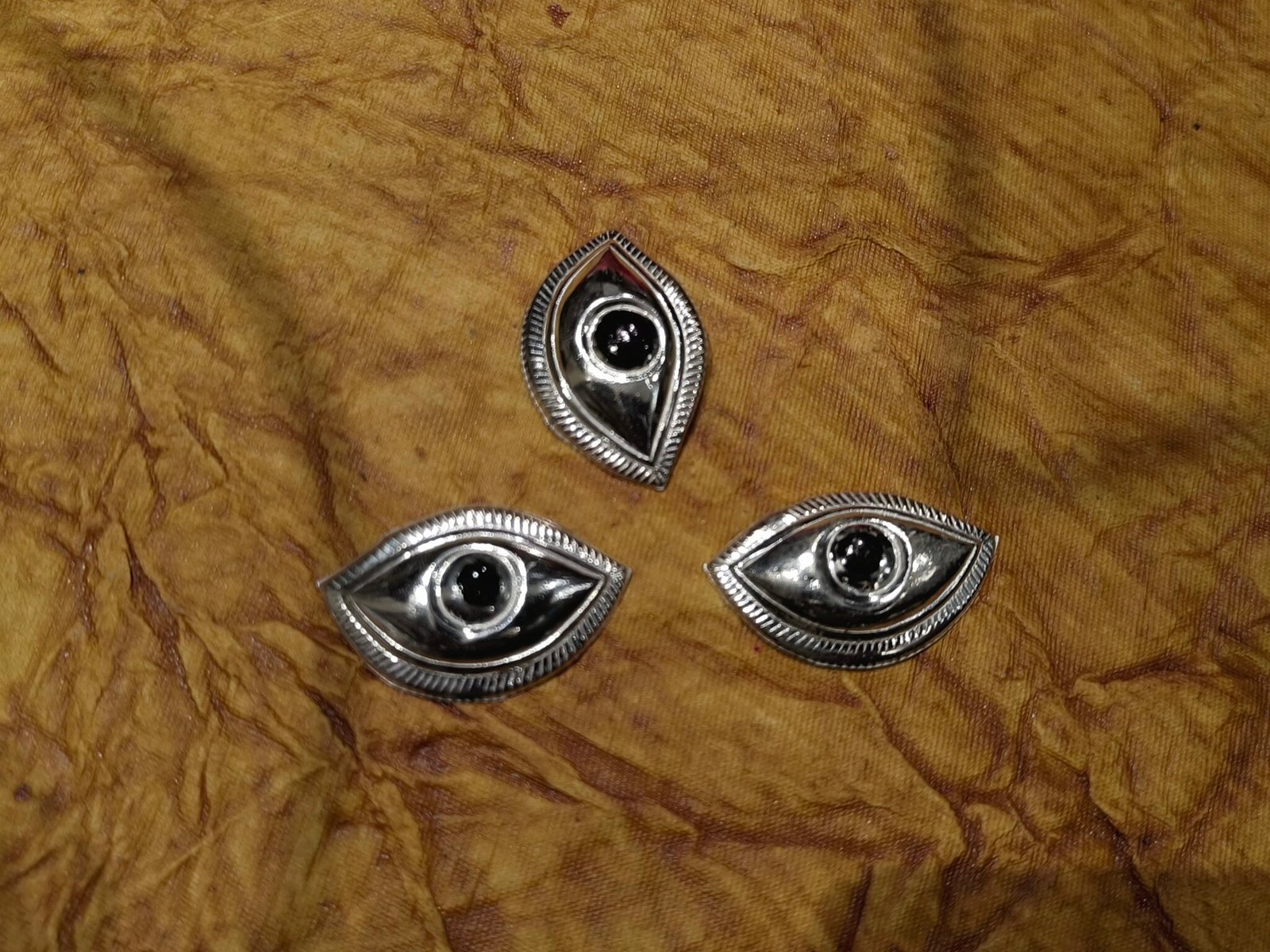 Trinetra/Eyes/Ankhe/Akh/Chokh Feature For Idol/Shiva