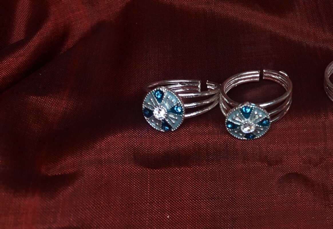 Bluebell Toering/ Blue Stone Bichiya - Gahenaz Silver: Timeless ...